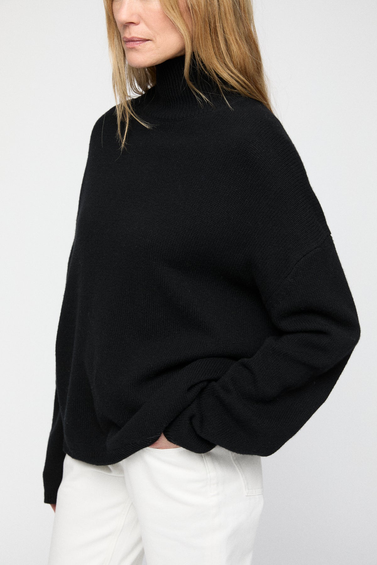 FWSS - Gensere - Chunky Turtleneck - Jet Black - Villoid