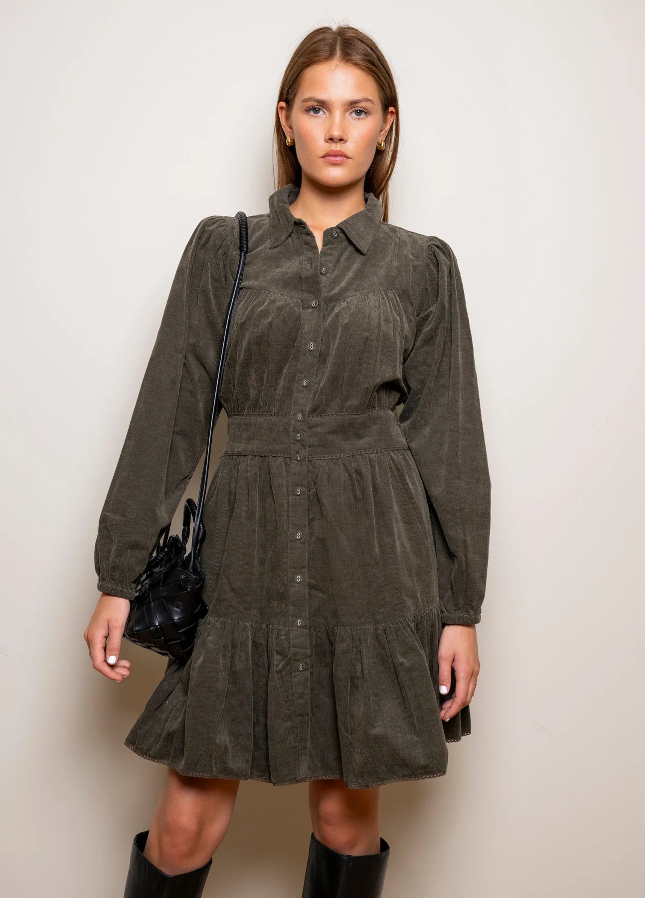 MISSMAYA - Kjoler - Vicky Dress - Dark Forest Corduroy - Villoid