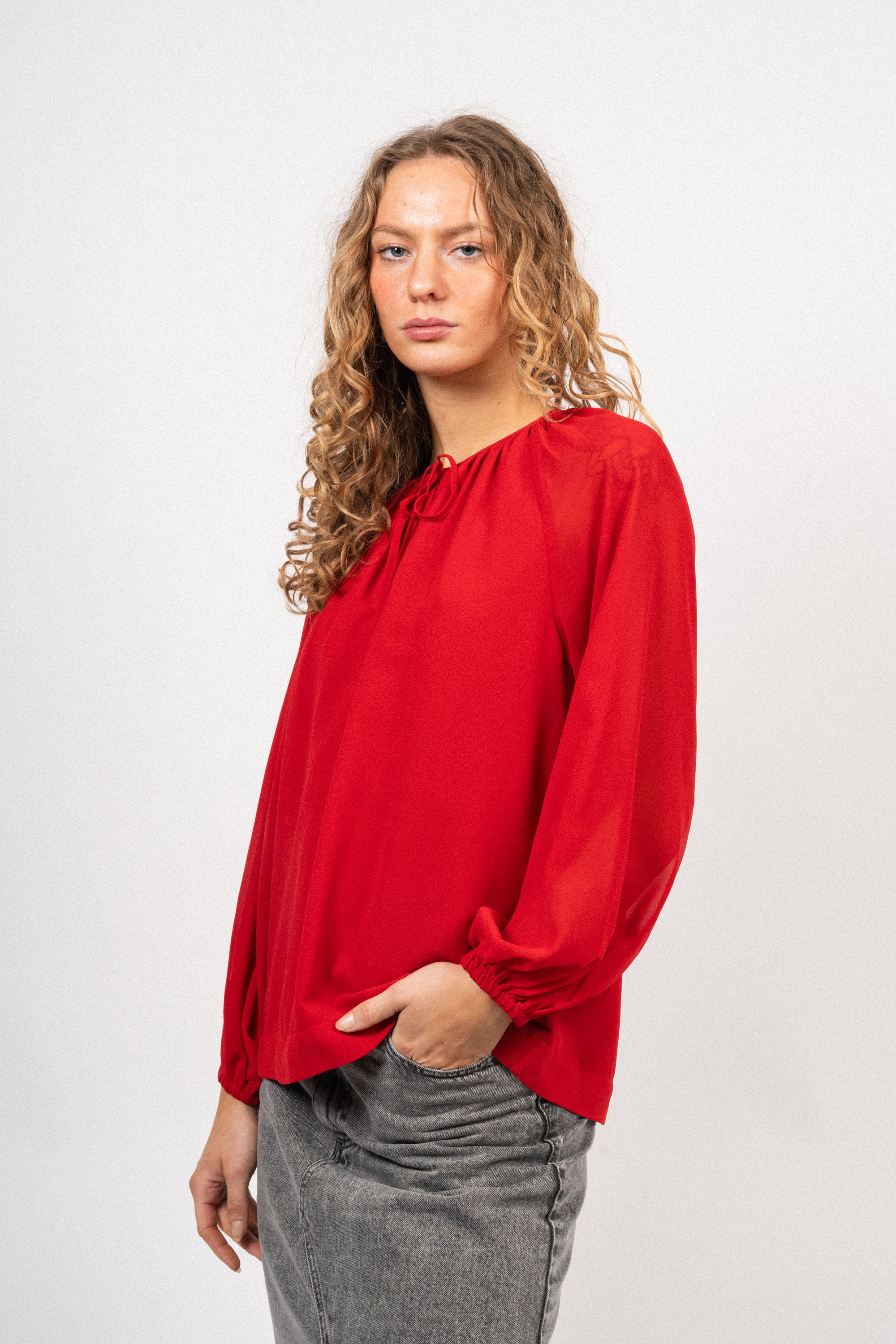 Nora Blouse - Red – VILLOID