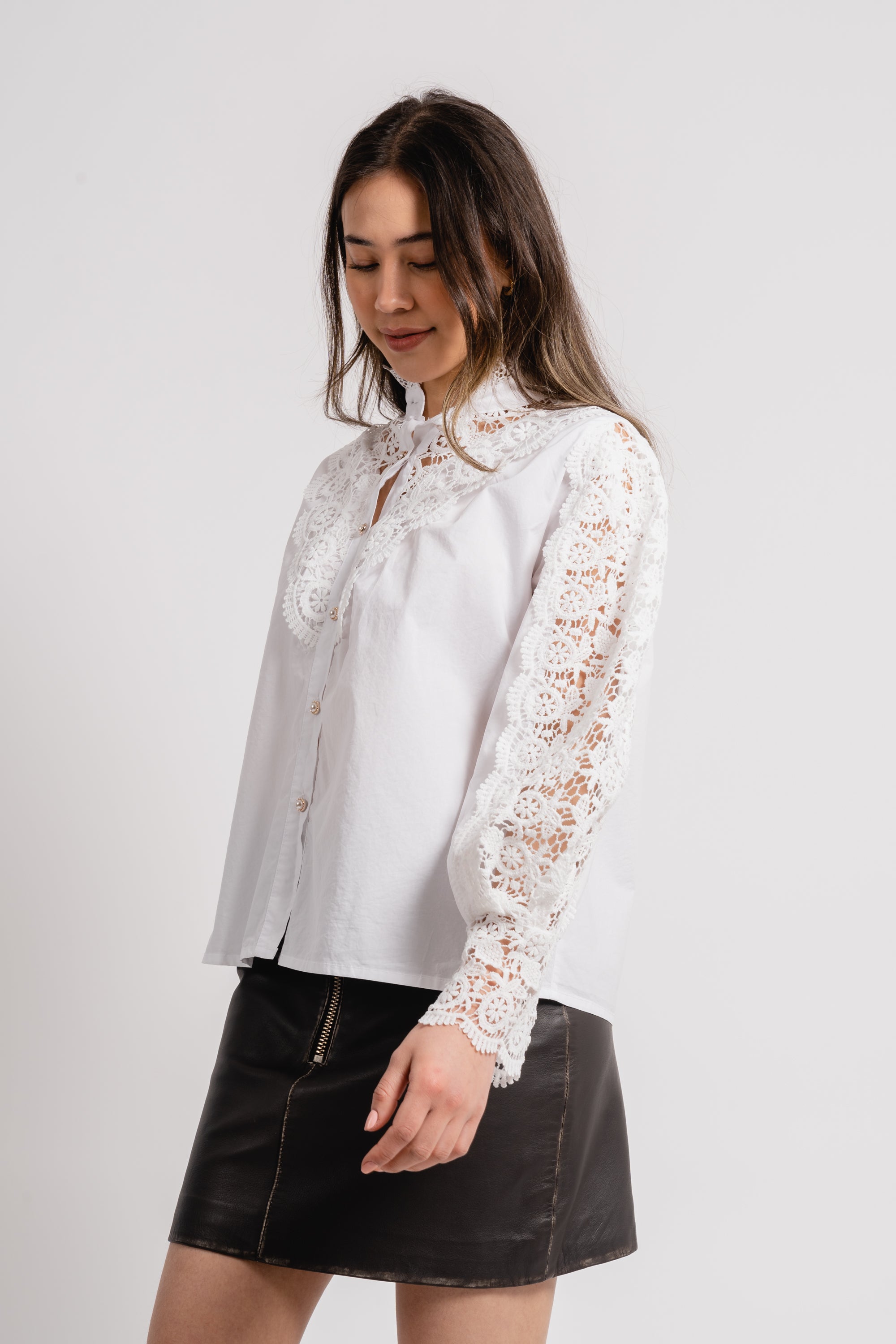 Ellie Blouse - White – VILLOID